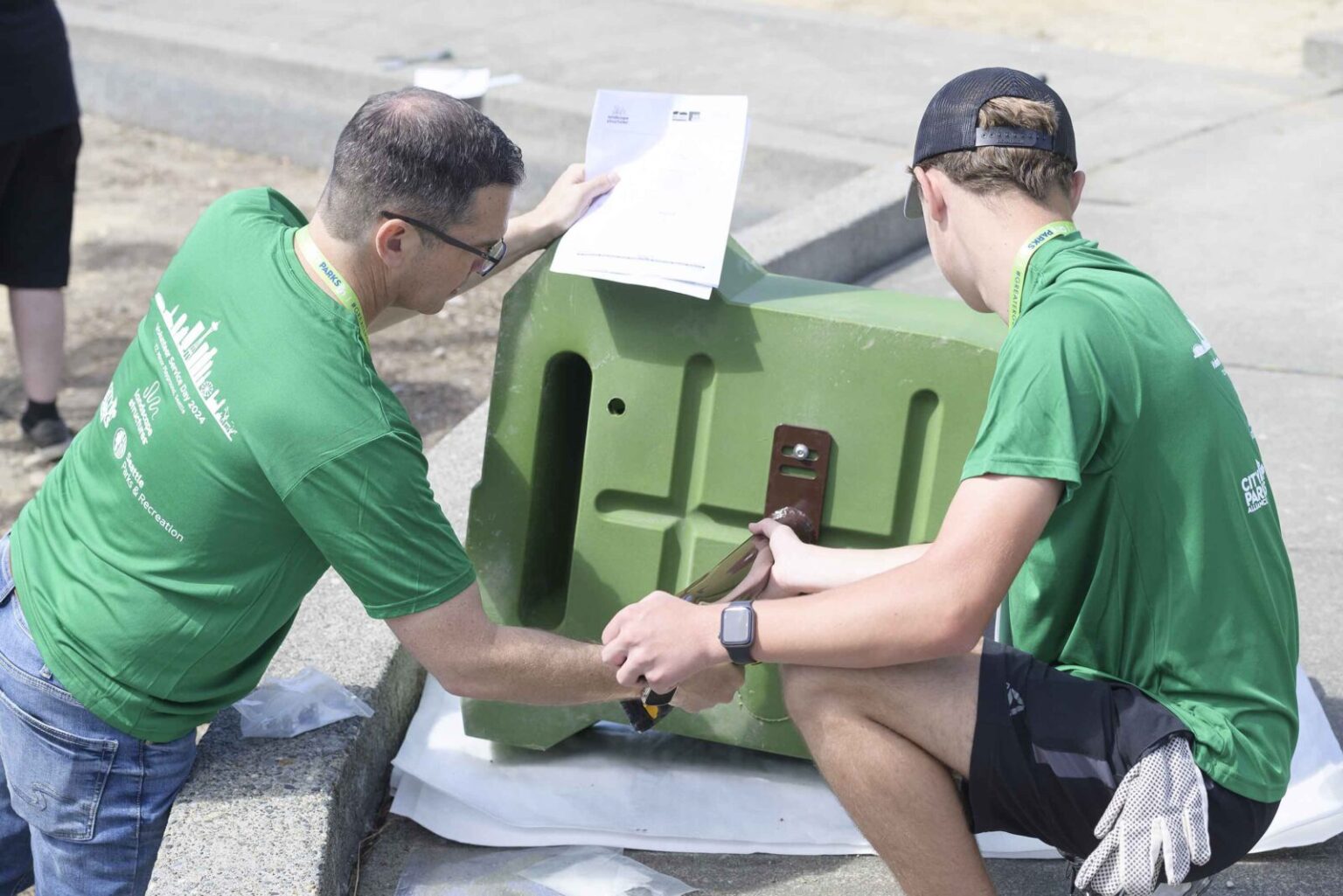 Community Build Brings Joy to Seattle Park - City Parks Alliance